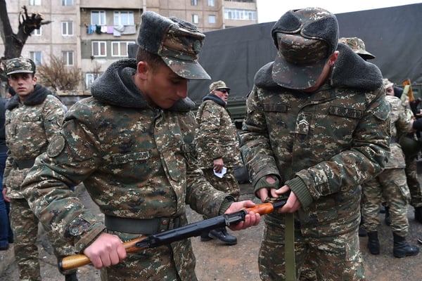 Die Bundeswehr bekommt neue Uniformen im Tarnmuster „Multitarn“