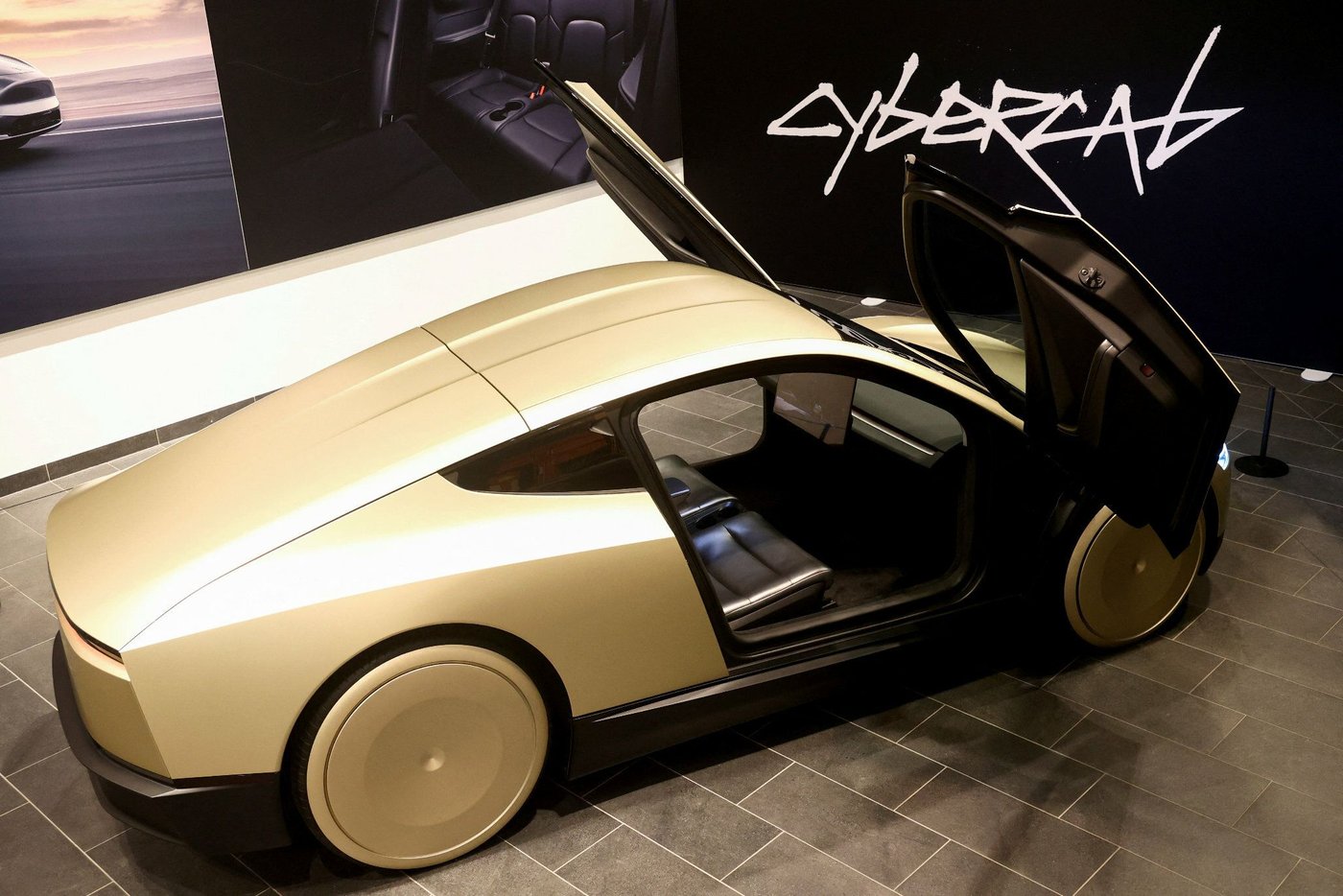 Cybercab: Tesla zeigt Robotaxi in Europa