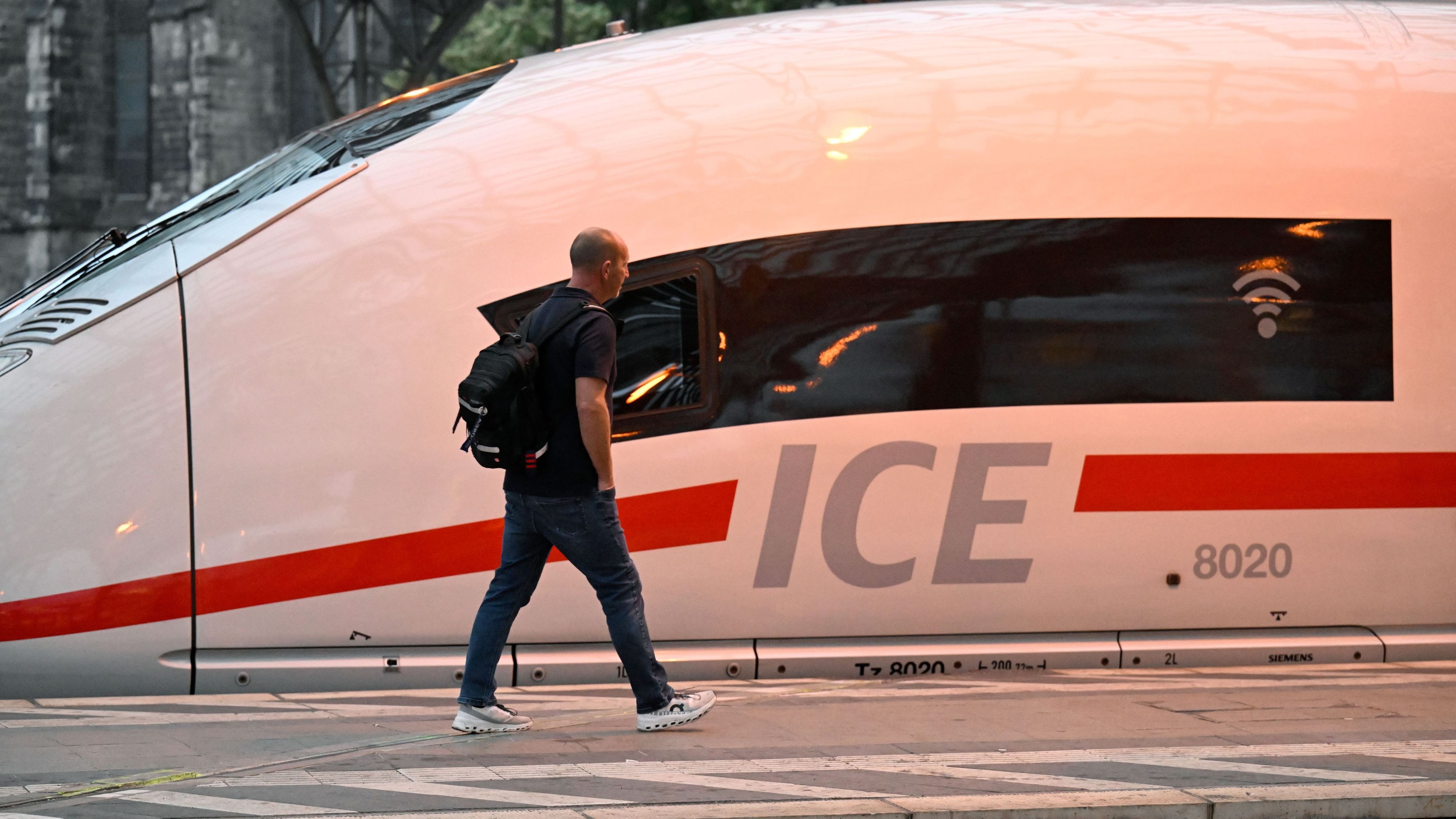 Deutsche Bahn: Bahn kommt langsam voran – Ziel operativer Gewinn im ...