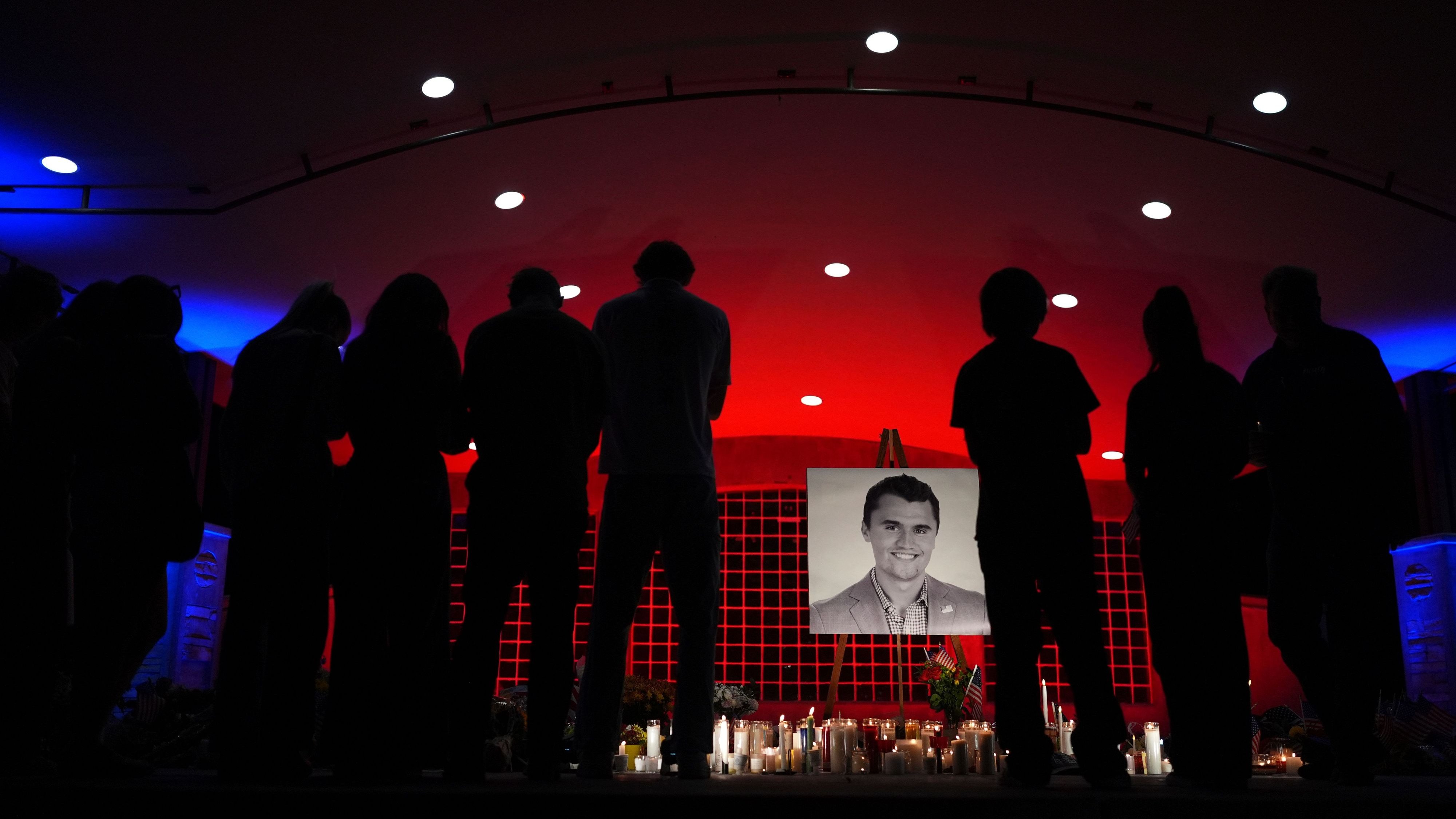 Charlie Kirk erschossen: Intensive Fahndung nach Täter