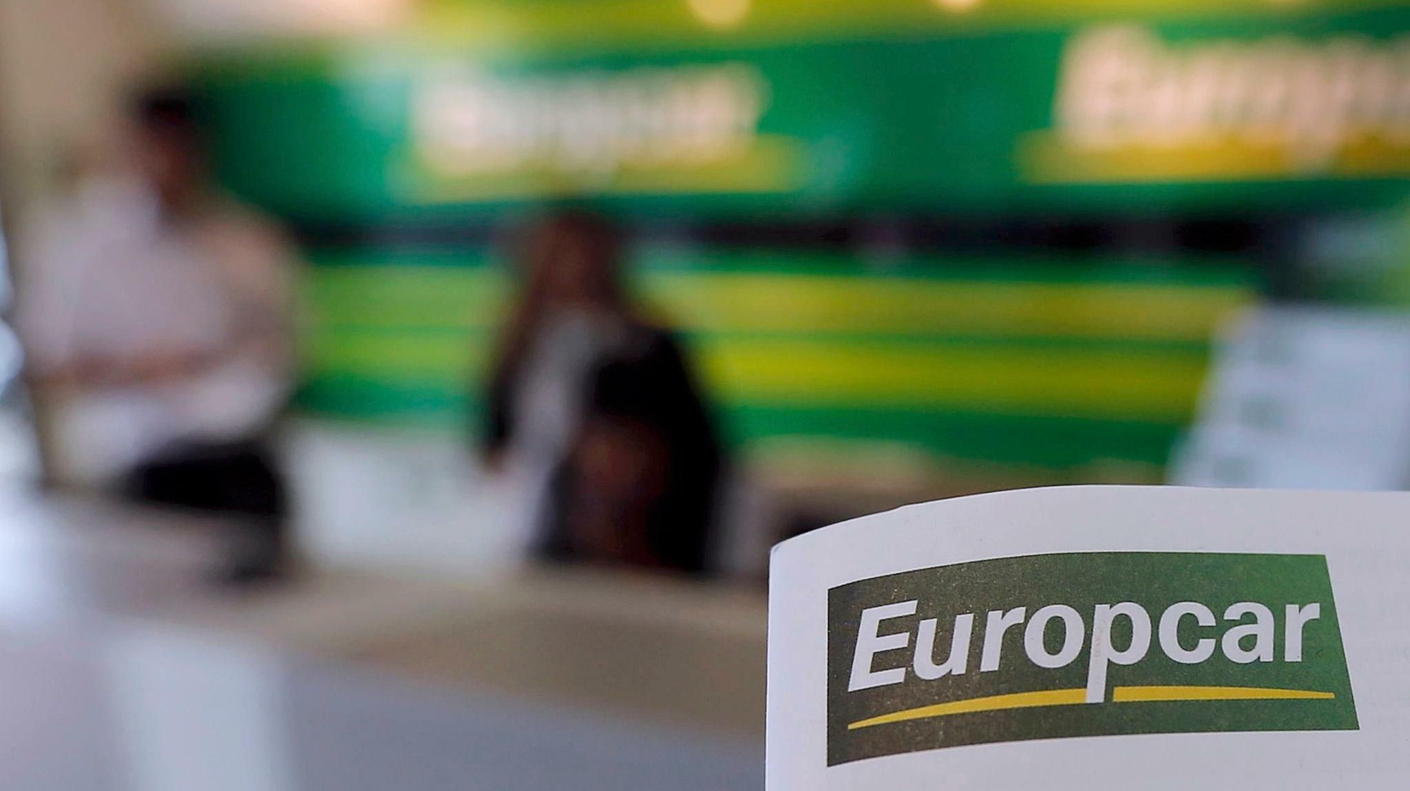 Mietwagenpreise explodieren: Laut Europcar waren die Preise "viel zu ...