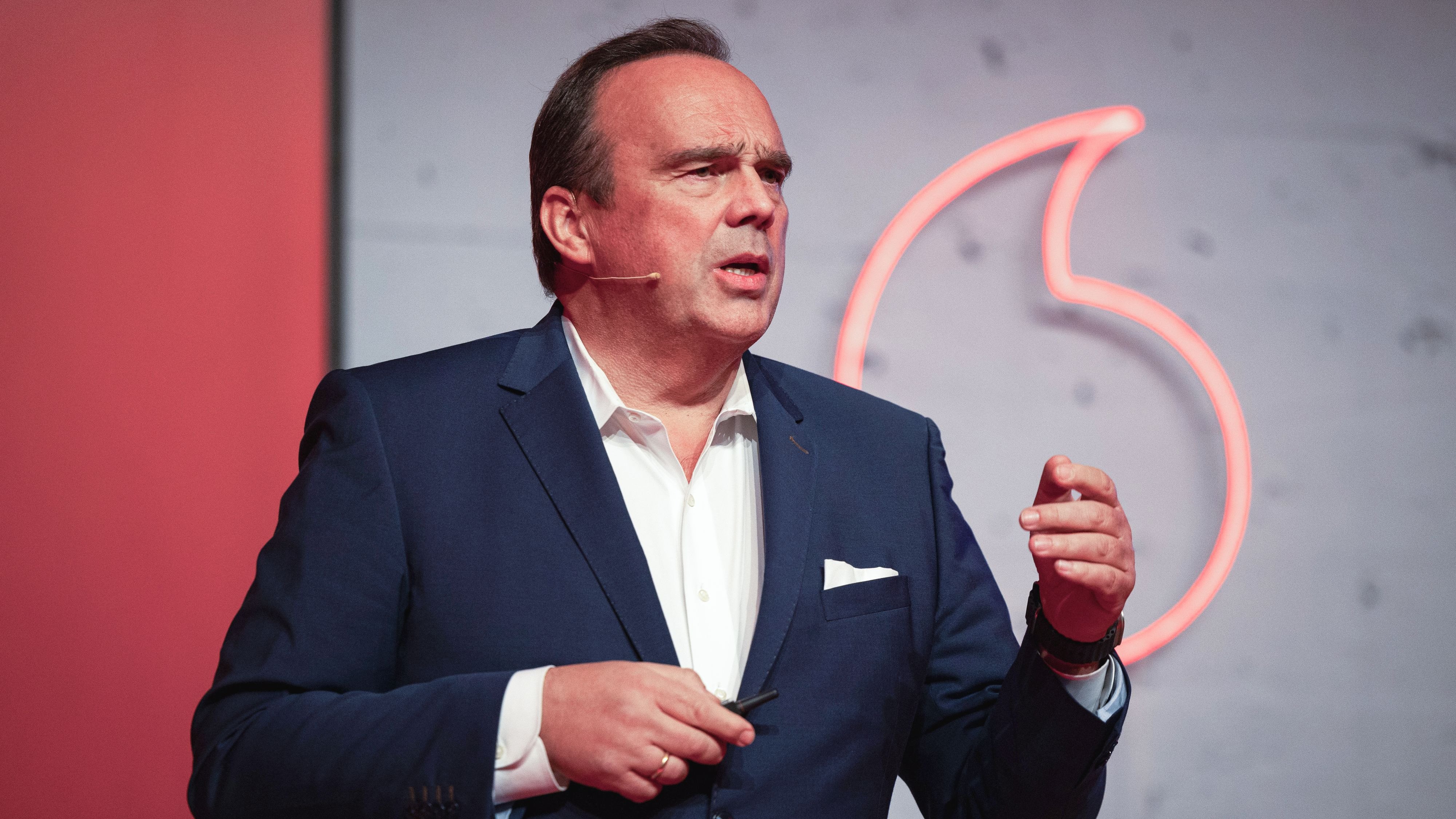 Vodafone kauft Skaylink: Auch Vodafone will Cloudanbieter werden