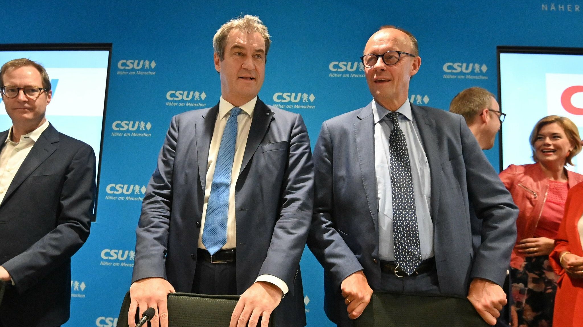 Präsidiumssitzung: Nach Kritik: Merz bezeichnet AfD als „Feind der ...