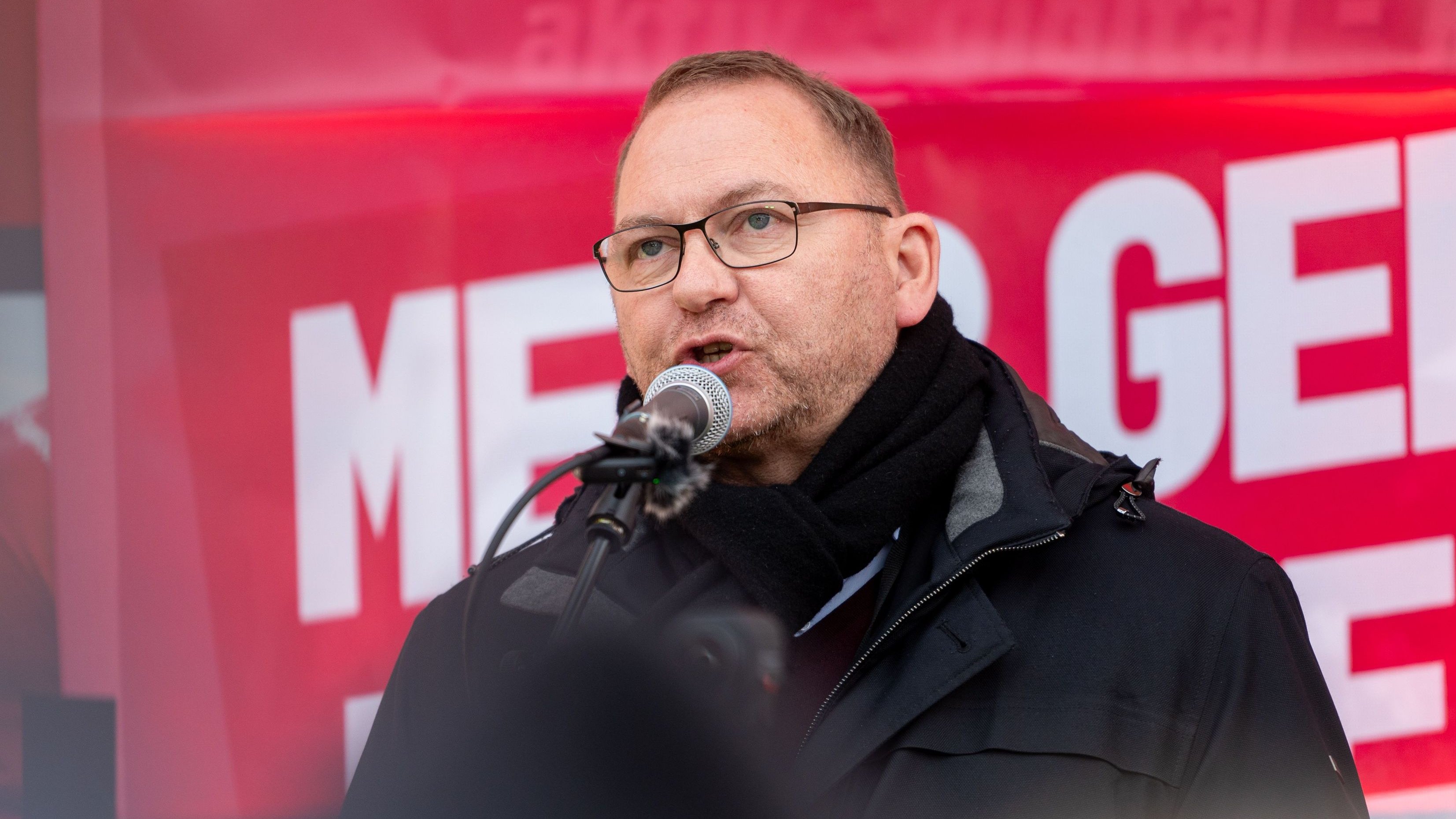 Verdi und DGB warnen vor AfD-Kurs der Familienunternehmer