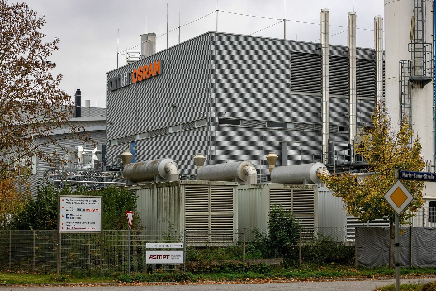 AMS-Osram: Chip-Konzern halbiert Verlust – Fortschritte bei Sanierung