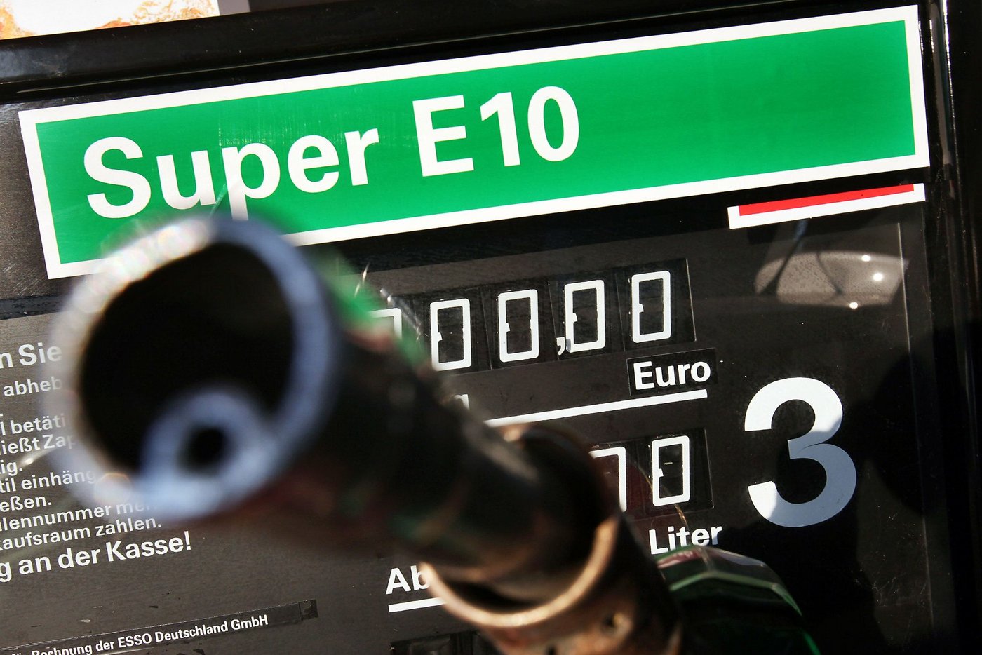 Benzinpreise: Warum der ADAC Super E10 forciert