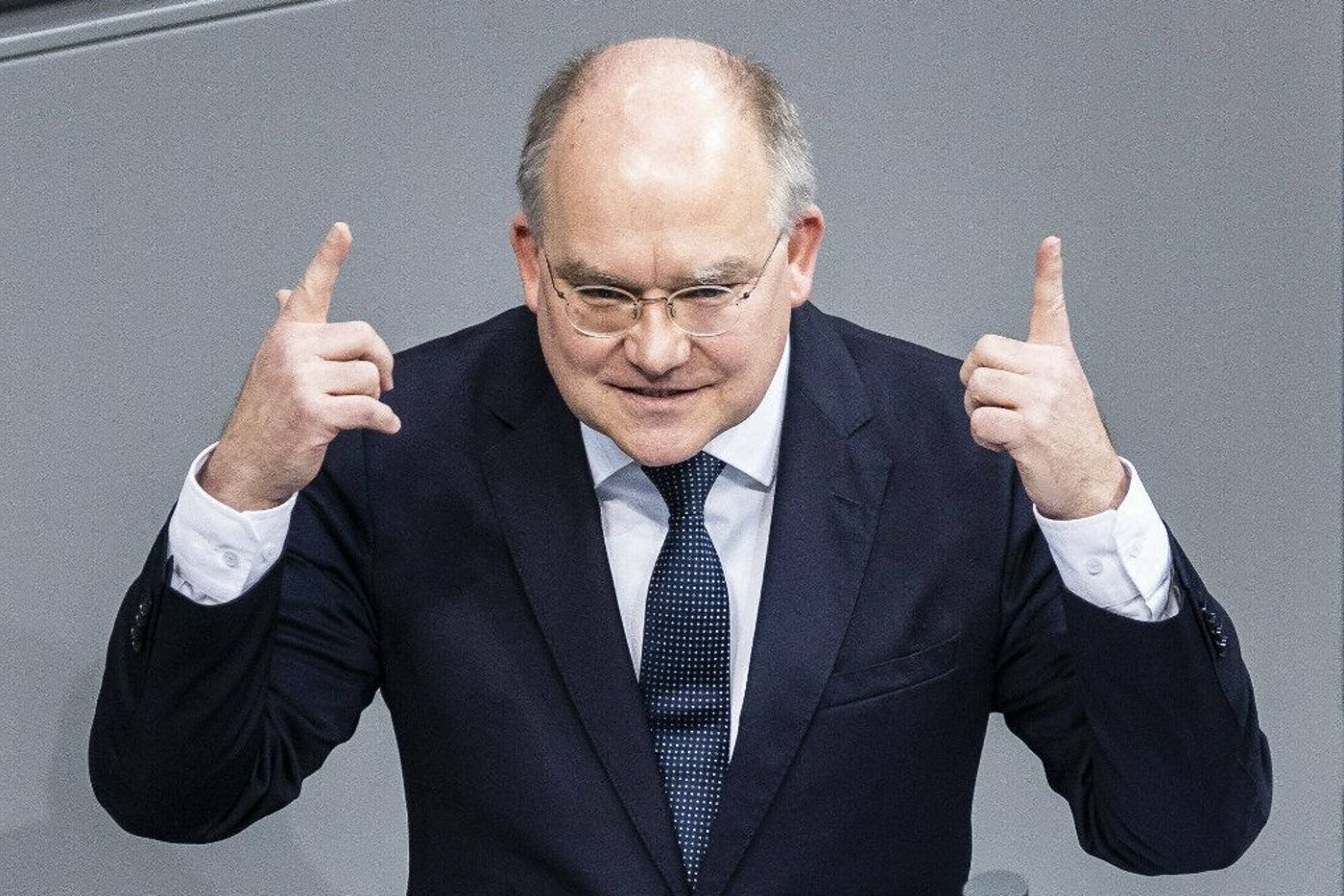 Nebeneinkünfte der Bundestagsabgeordneten: So viel verdienen MdBs nebenbei