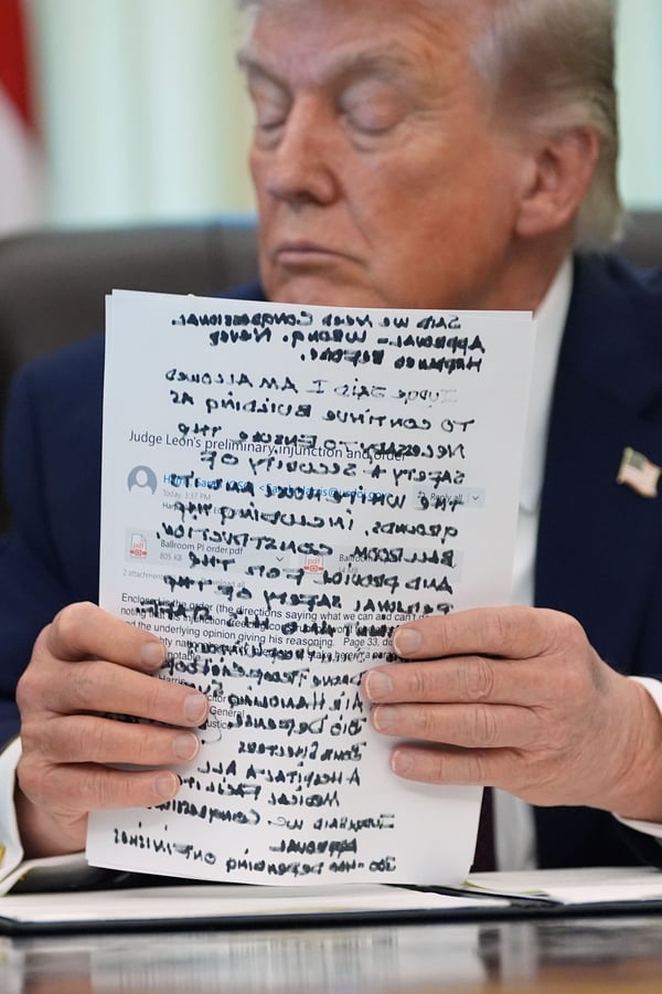 Donald Trump und sein Sharpie: Des US-Präsidenten liebstes Schreibgerät