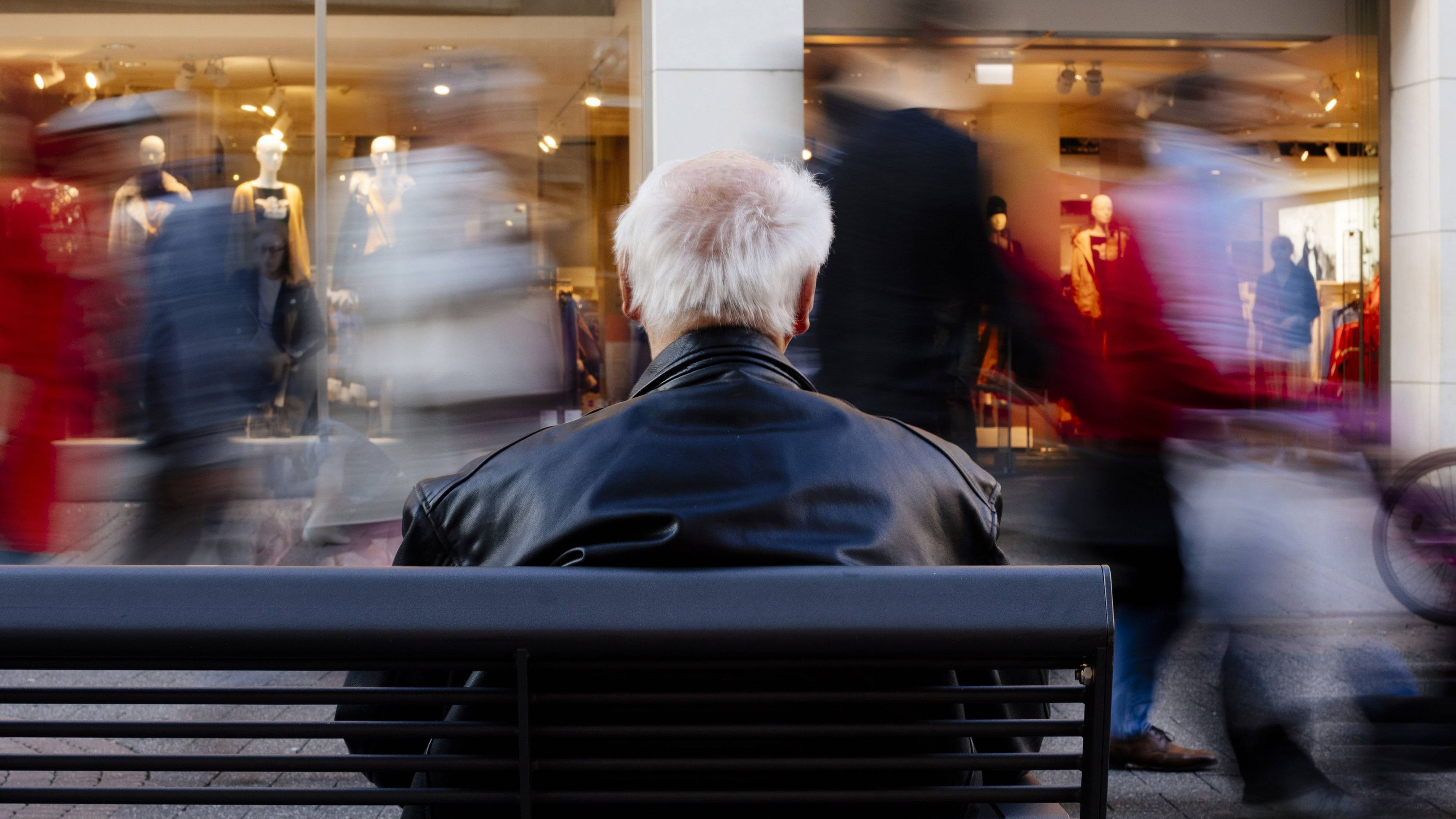 Demografischer Wandel: „Boomer-Soli“ - Sollten reiche Rentner für ...