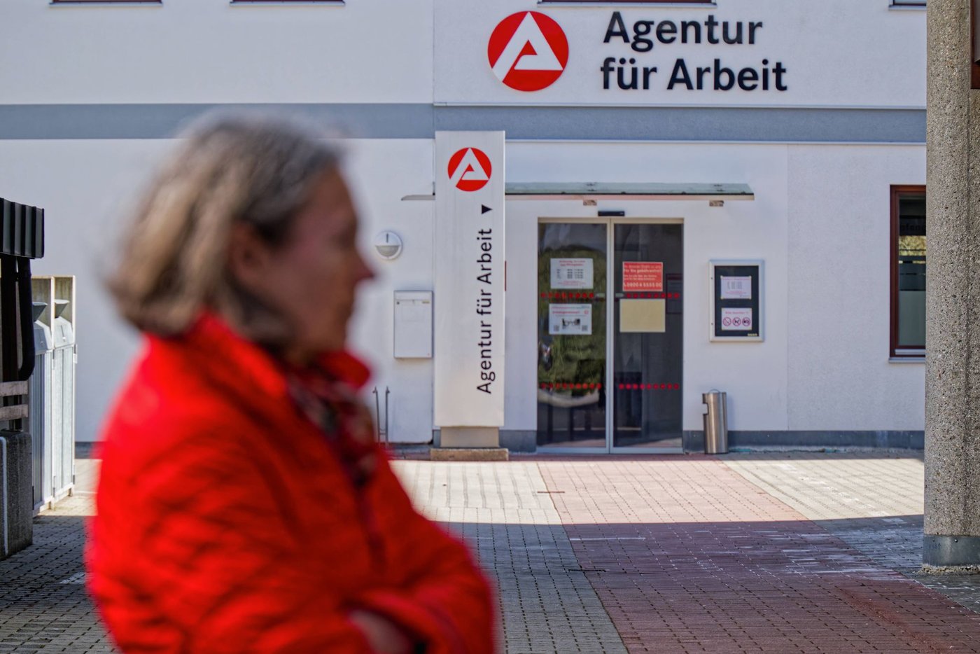 Fachkräftemangel am Arbeitsmarkt: Zahl der Rentner steigt, aber Arbeitslosigkeit sinkt nicht