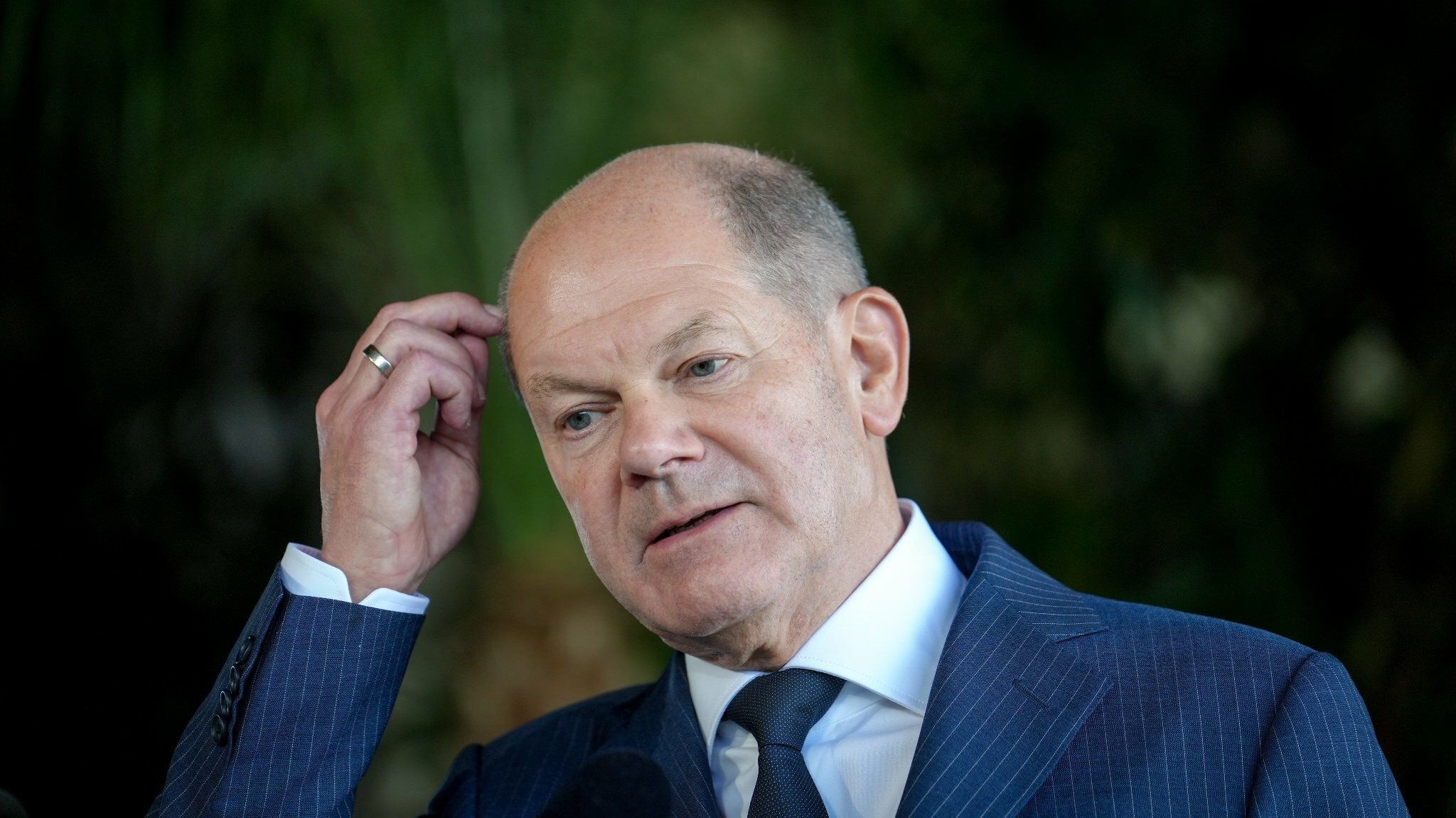 Olaf Scholz: Die SPD sitzt nun in einer Mischung aus Laschet- und Biden ...