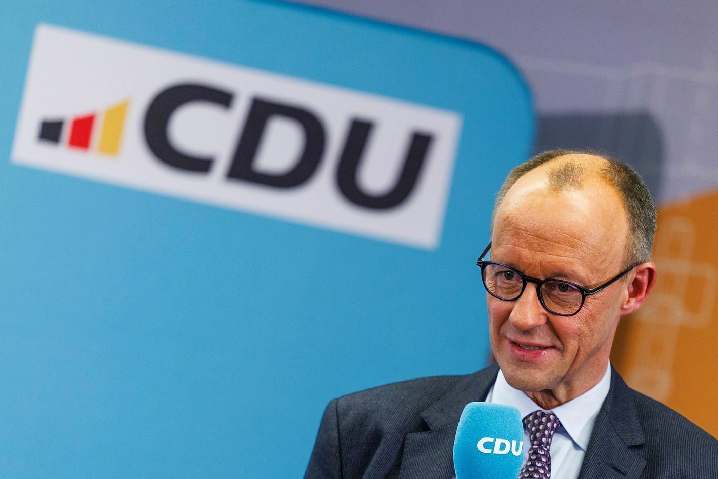 Gehalt, Lebenslauf und politische Laufbahn: Friedrich Merz: Das ist Deutschlands neuer Bundeskanzler