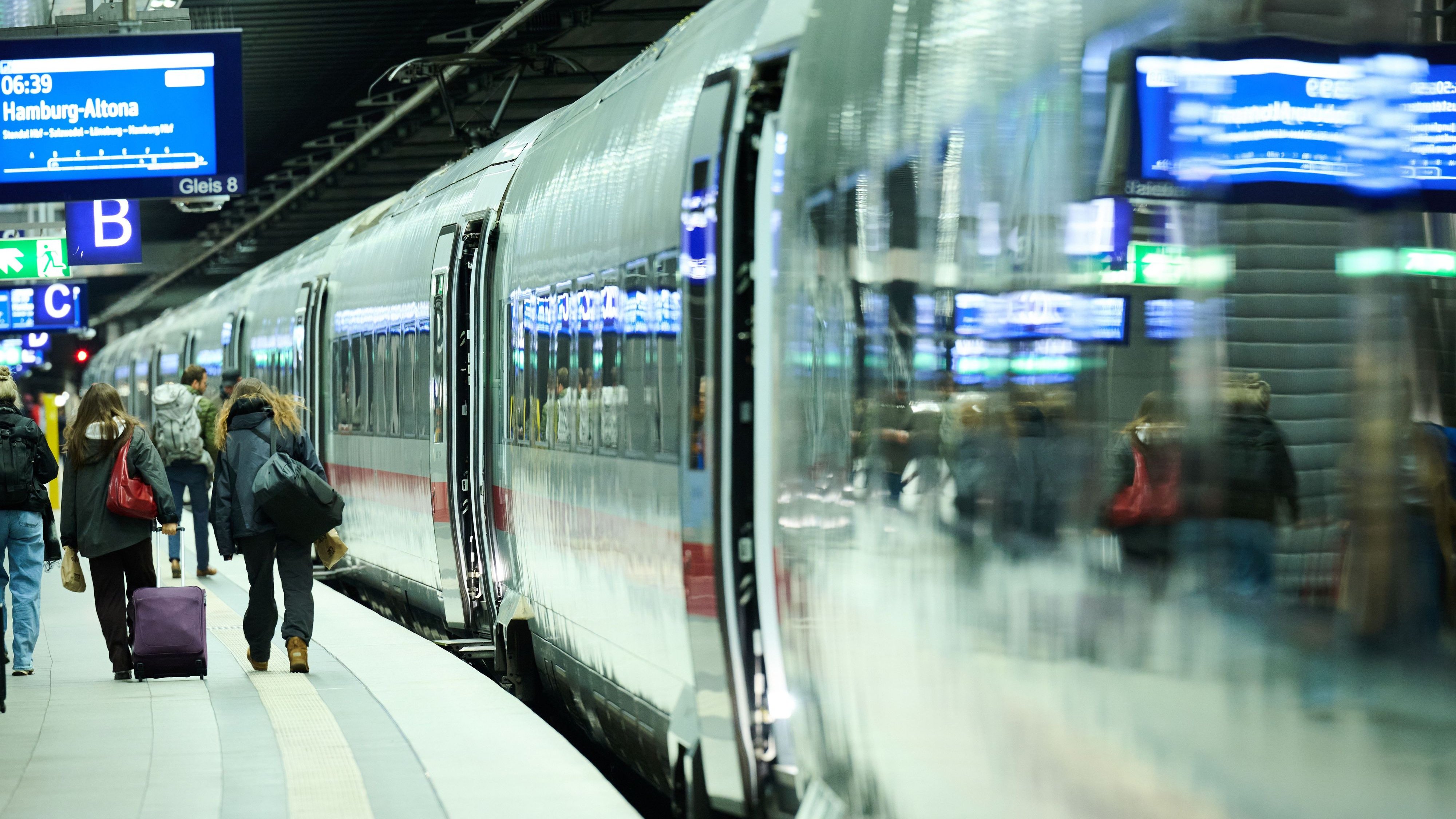 Deutsche Bahn: Jeder zweite Zug war im Oktober unpünktlich