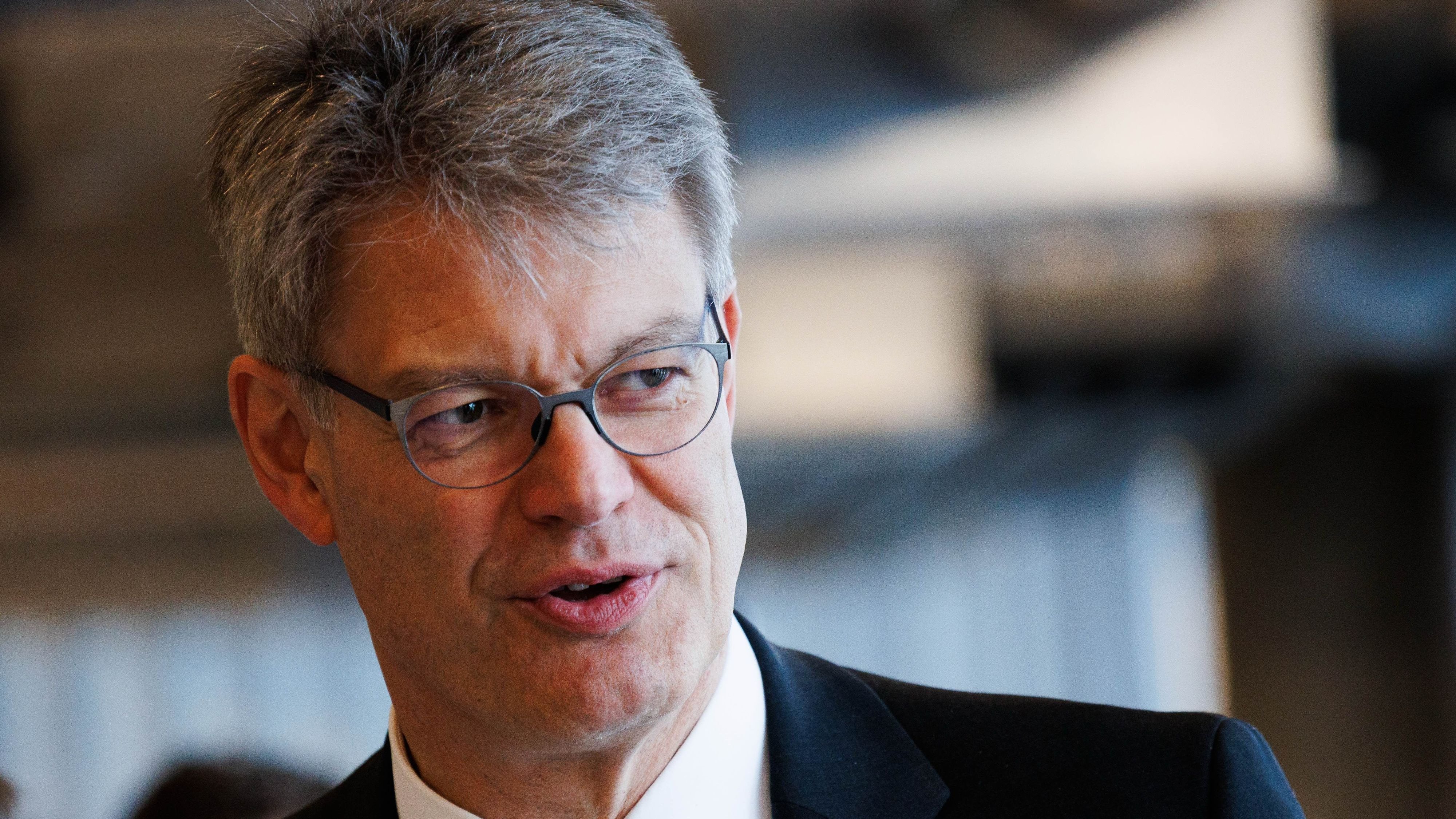 Spritpreise: Verkehrsminister dämpft Hoffnung auf verlängerten „Tankrabatt“