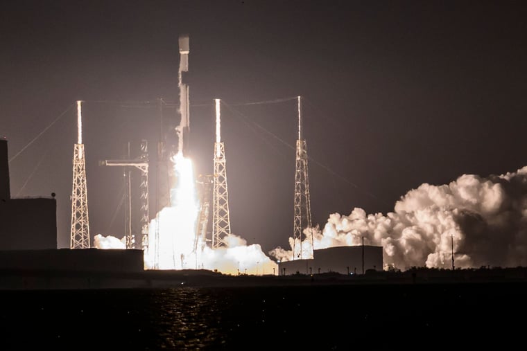 SpaceX: Weltraumfirma will mit Börsengang offenbar 75 Milliarden Dollar ...