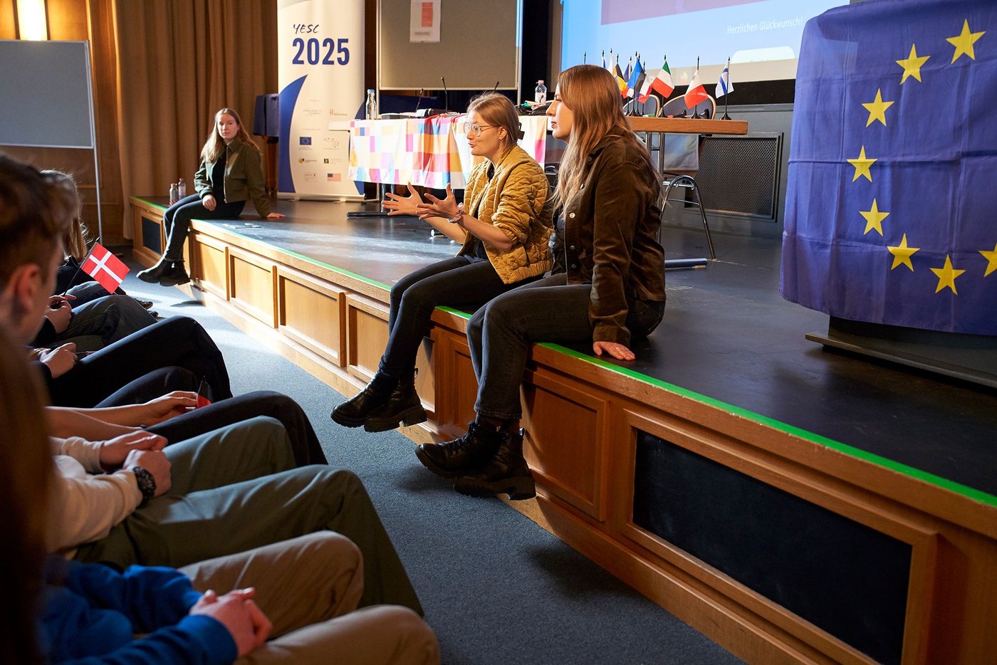 Sondervermögen: Wie junge Europäer auf unsere Sicherheit blicken