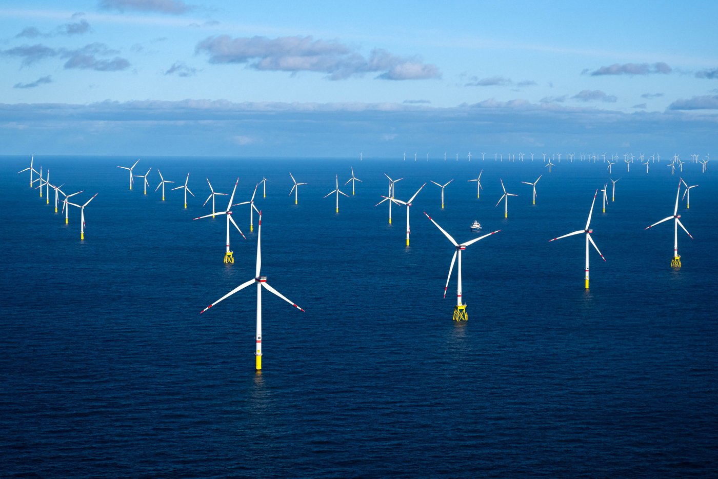 Streit um Offshore-Windparks: Strabag fordert von Deutschland ...